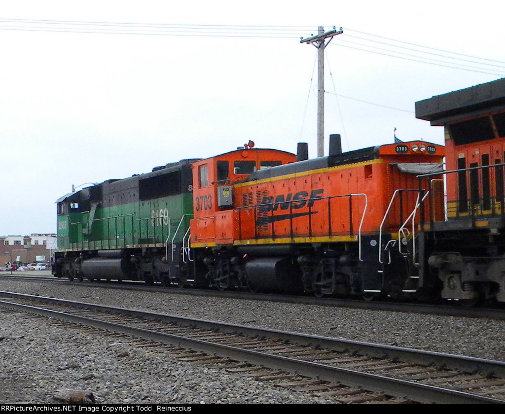 BNSF 3703